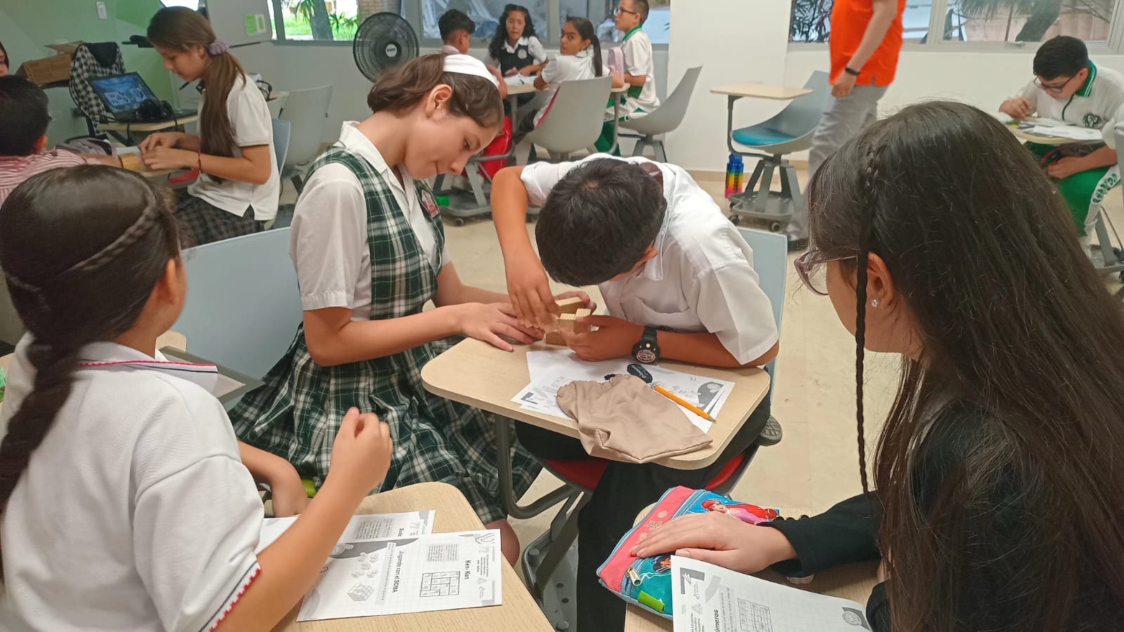 Estudiantes participaron en el XXV Encuentro del Calendario Matemático ...